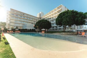 TUI UK Launches Summer 2025 Holidays - Travel Pursuit